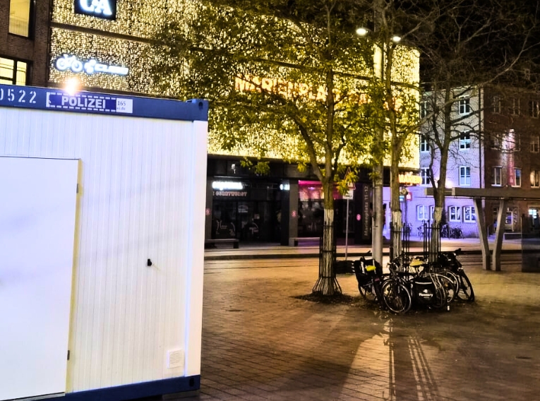 Es steht fest: Polizei zieht in die Marienplatz Galerie. Übergangslösung bis dahin, Container ...